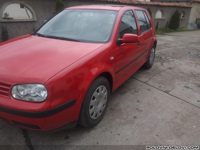 Volkswagen Golf 4 FSI Kompletan Auto U Delovima