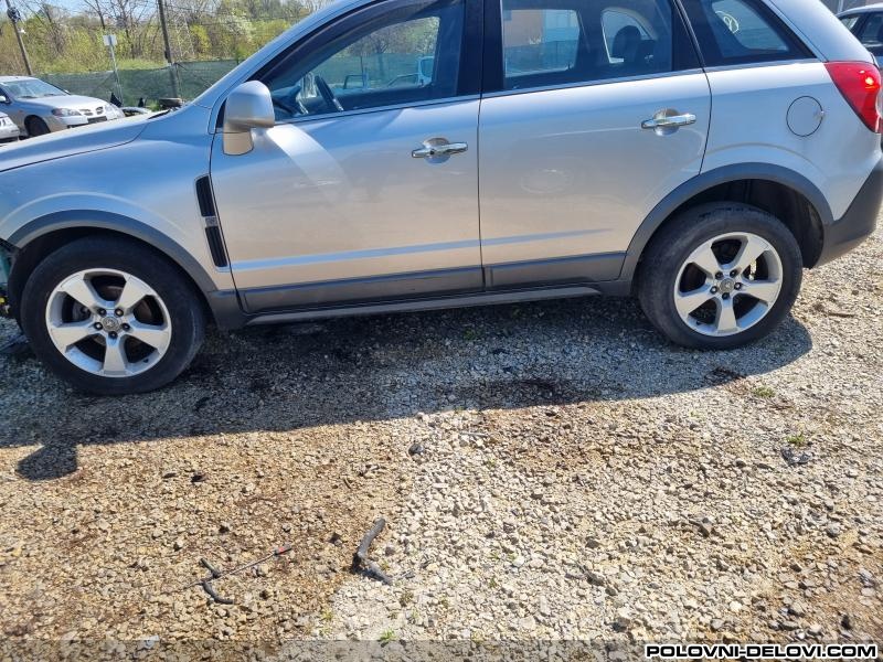 Opel Antara 2.0 C D T I Kompletan Auto U Delovima