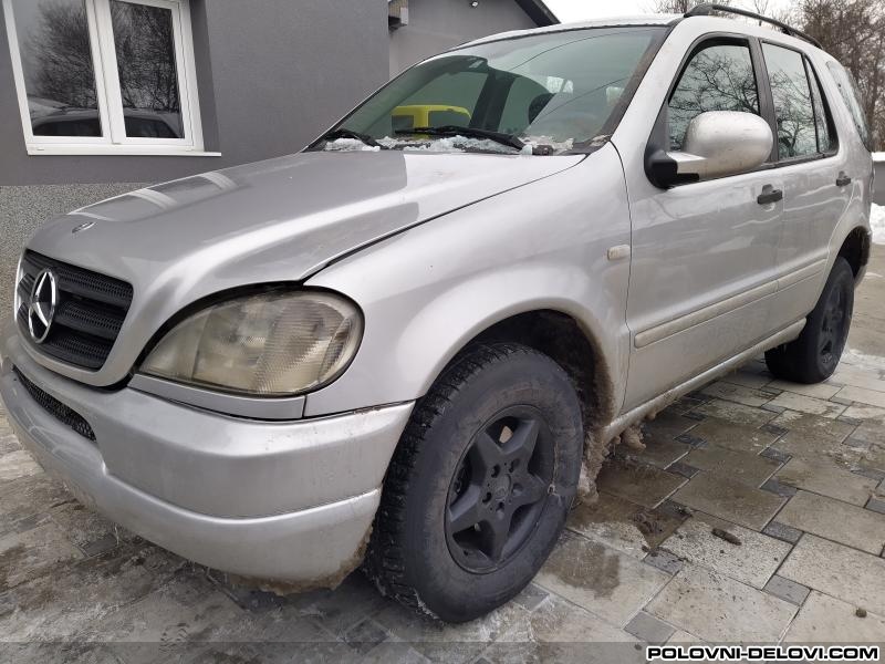 Mercedes ML W163 Delovi Kompletan Auto U Delovima