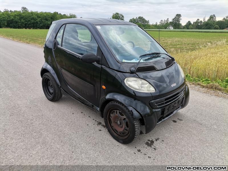 Smart ForTwo 0.7b Kompletan Auto U Delovima