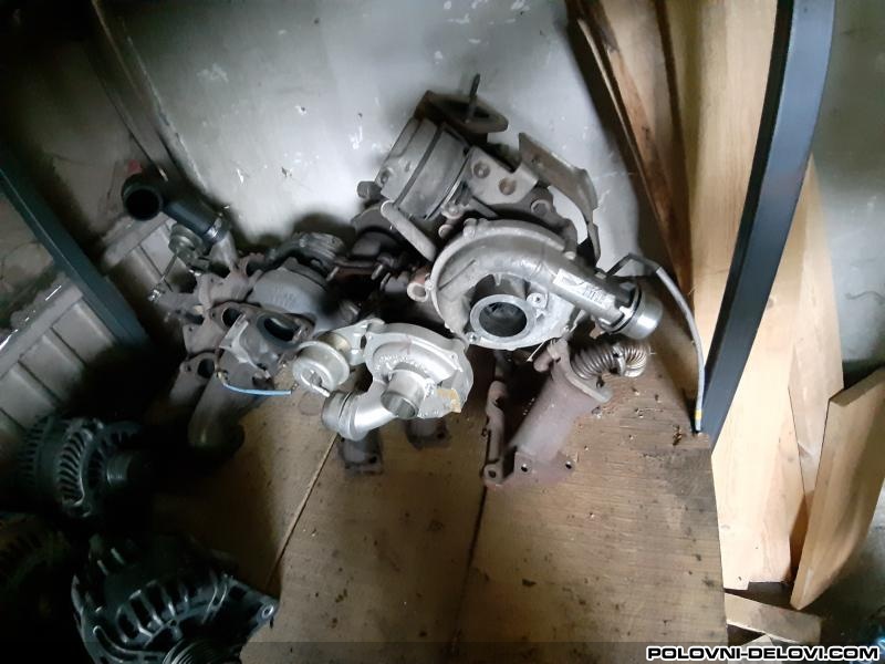 Renault Clio 1.5 Motor I Delovi Motora