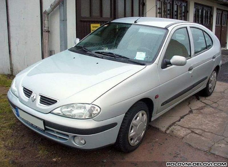 Renault Megane 1.6 16 V Stakla