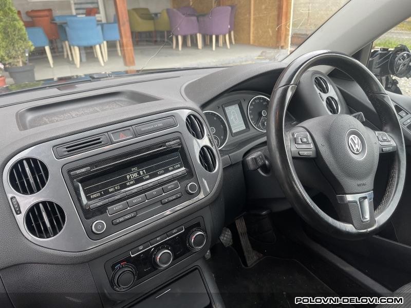 Volkswagen Tiguan RADIO Enterijer