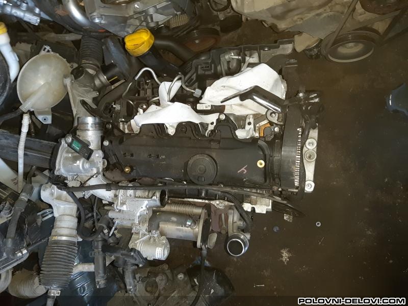 Renault Clio 1.5 Motor I Delovi Motora