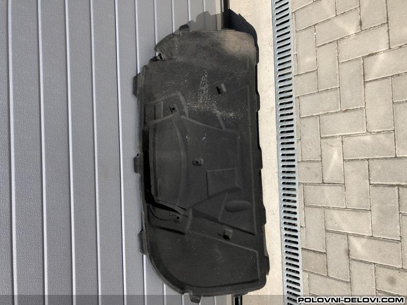 Audi A5 Izolacija Haube Razni Delovi