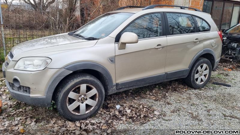 Chevrolet Captiva 2.0 D Kompletan Auto U Delovima