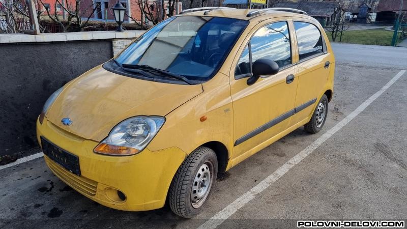 Chevrolet Spark 0.8 Kompletan Auto U Delovima