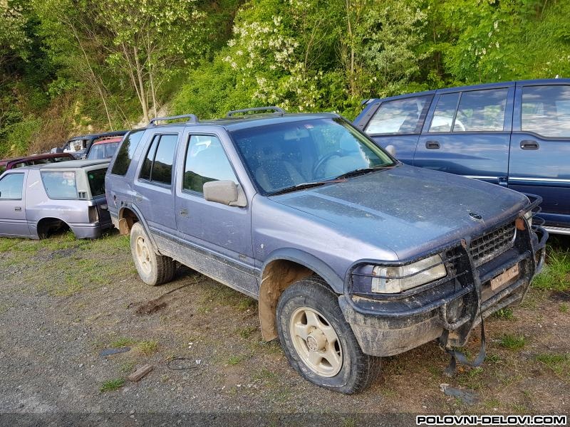 Opel Frontera 2.4i Kompletan Auto U Delovima