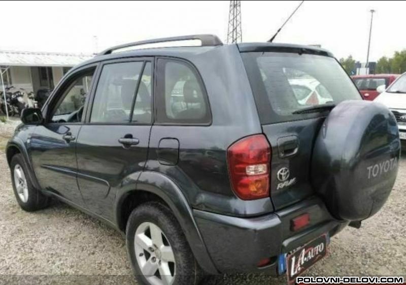 Toyota RAV 4 D4D Kompletan Auto U Delovima