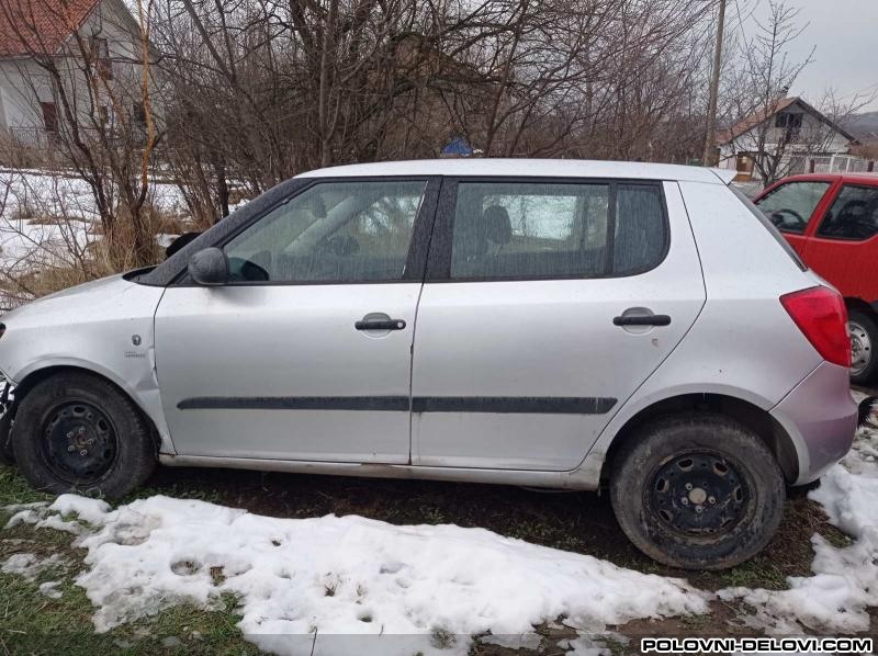 Skoda Fabia 1.4 16v Kompletan Auto U Delovima