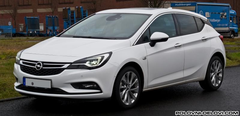 Opel Astra Kompletan Auto U Delovima