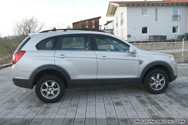Chevrolet Captiva 2.0d Kompletan Auto U Delovima