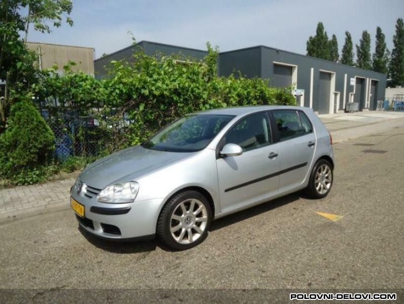 Volkswagen Golf 5 1.6 Fsi Kompletan Auto U Delovima