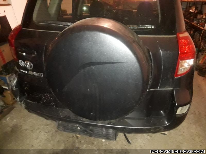 Toyota RAV 4 Kompletan Auto U Delovima