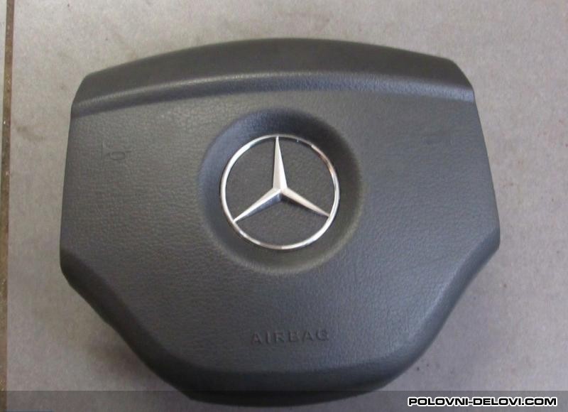 Mercedes B Airbag Enterijer