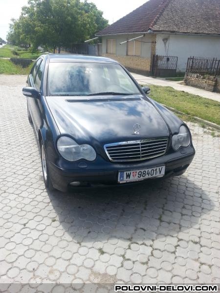 Mercedes C 200 CDI Kompletan Auto U Delovima