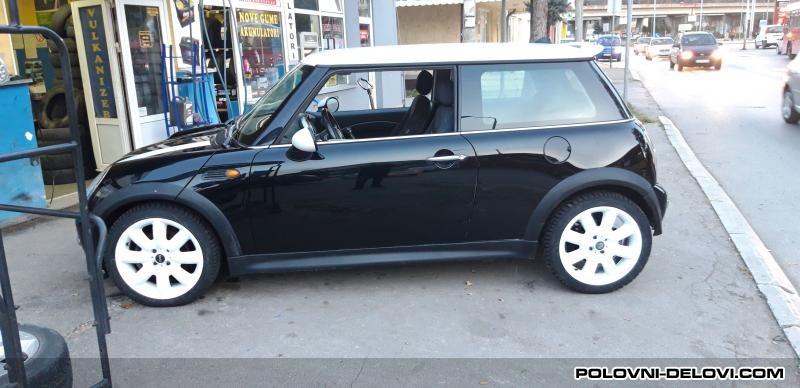 Mini Cooper 1.6b Kompletan Auto U Delovima