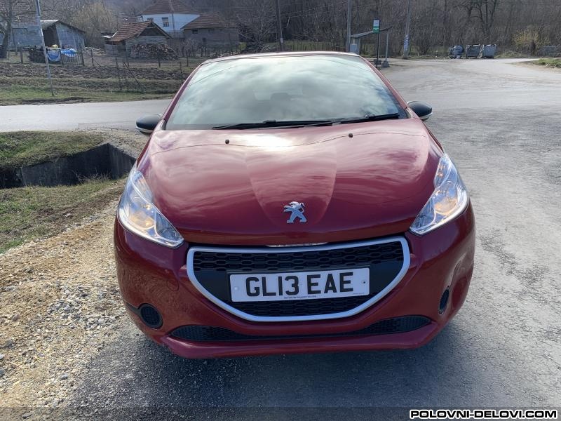 Peugeot 208 Prednji Branik EPYD Karoserija