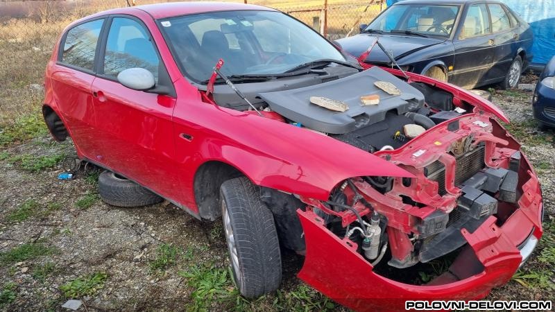 Alfa Romeo 147 1.6b Kompletan Auto U Delovima