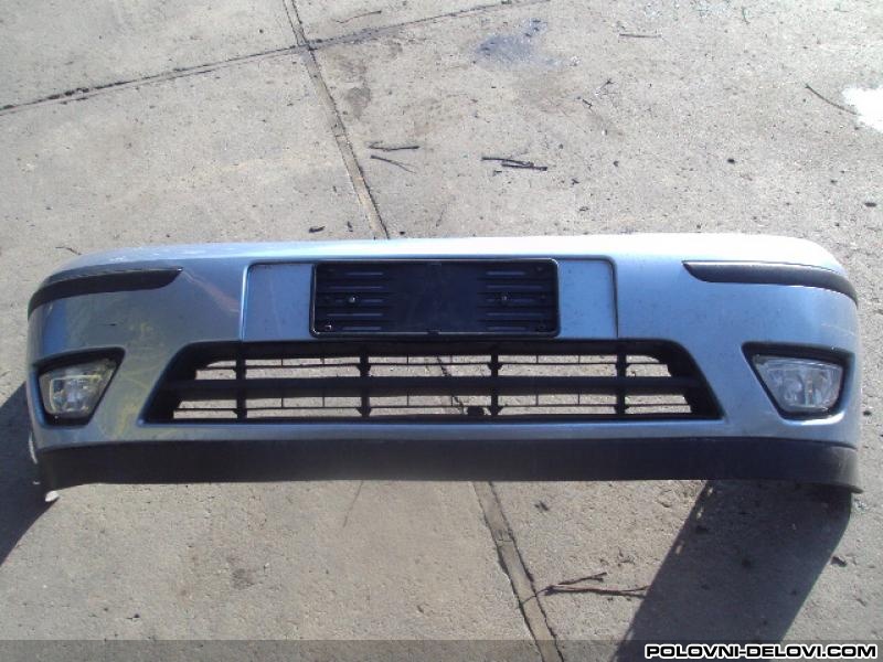 Ford Focus Branik Fokus 1 Kompletan Auto U Delovima