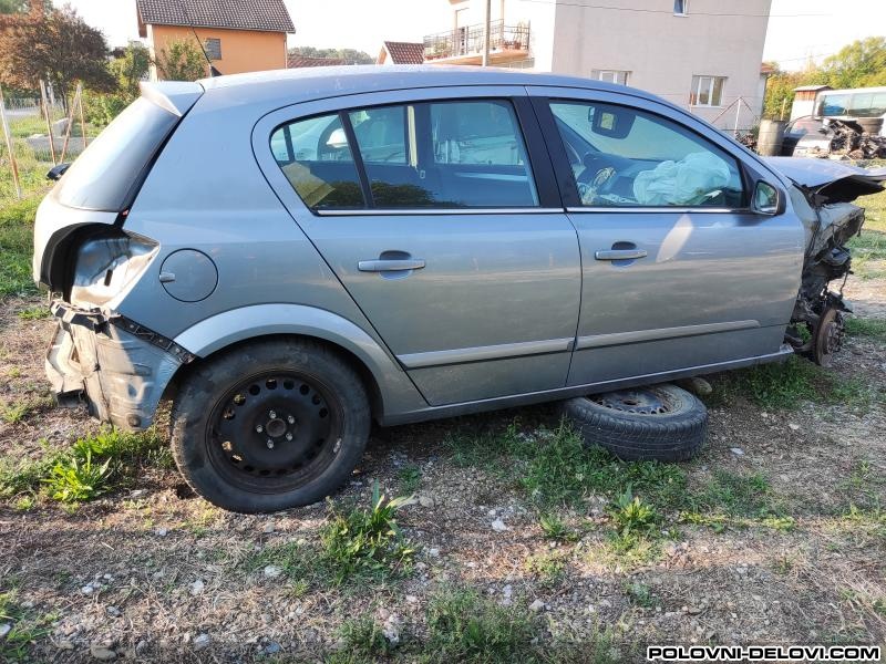 Opel Astra H 1.9 Cdti Kompletan Auto U Delovima