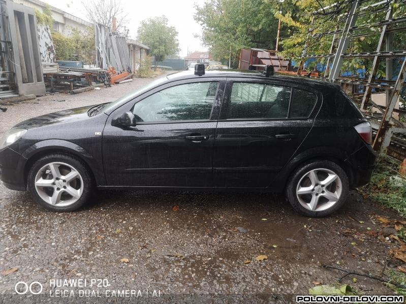 Opel Astra H 1.9 Cdti... Kompletan Auto U Delovima