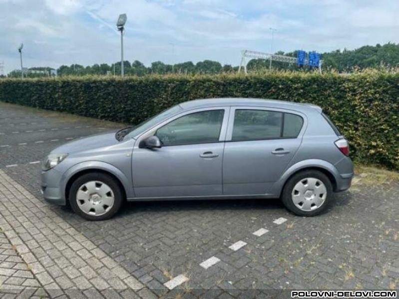 Opel Astra H 1.9 C D T I Kompletan Auto U Delovima