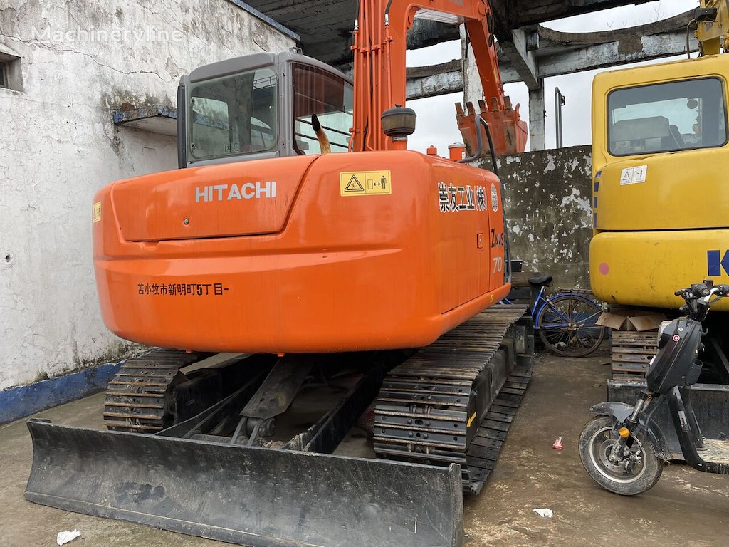 Hitachi ZAXIS 70 bager guseničar