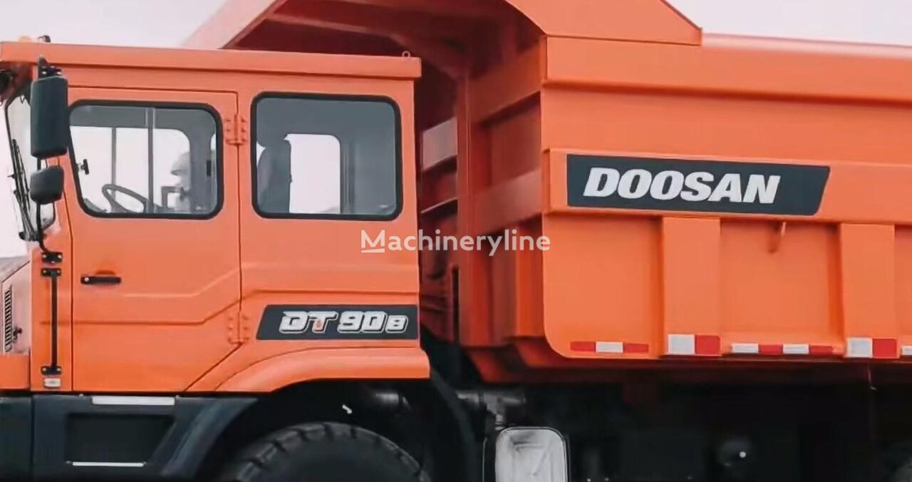 Novi Doosan DT90B damper sa krutom šasijom