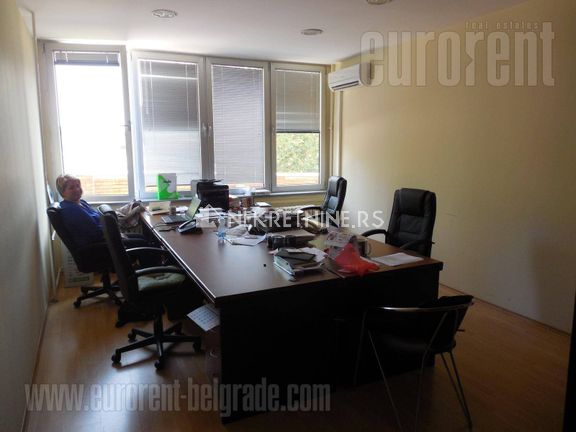 #33250, Izdavanje, P.P., GALENIKA, 6500 EUR