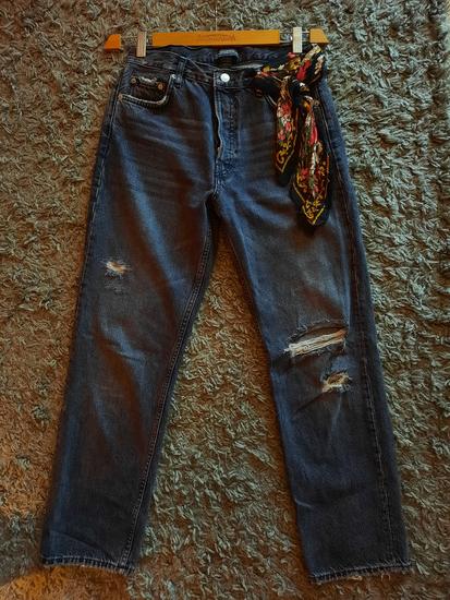 ZARA MOM JEANS VEL. 36