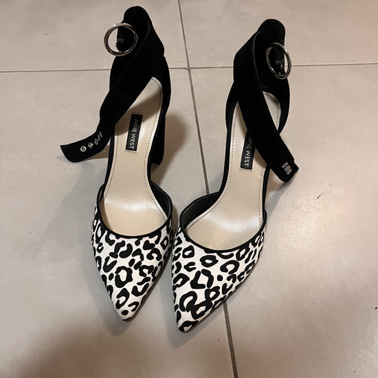 Salonke Nine west SNIZENO