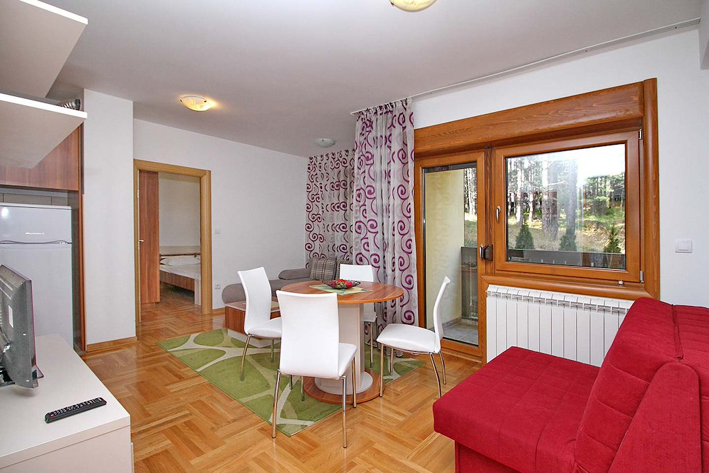 APARTMANI MEGY