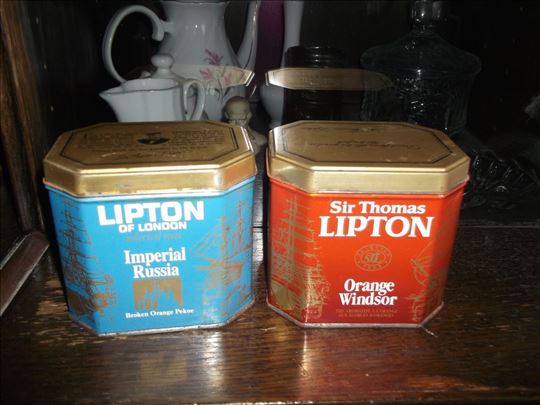 Dve stare kutije od Lipton čaja - odlično stanje