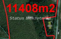 Fruška Gora-Porodična kuća 100 m2 na osunčanom velikom Placu 11408 m2 na brdu iznad Beočina-065/385 8880