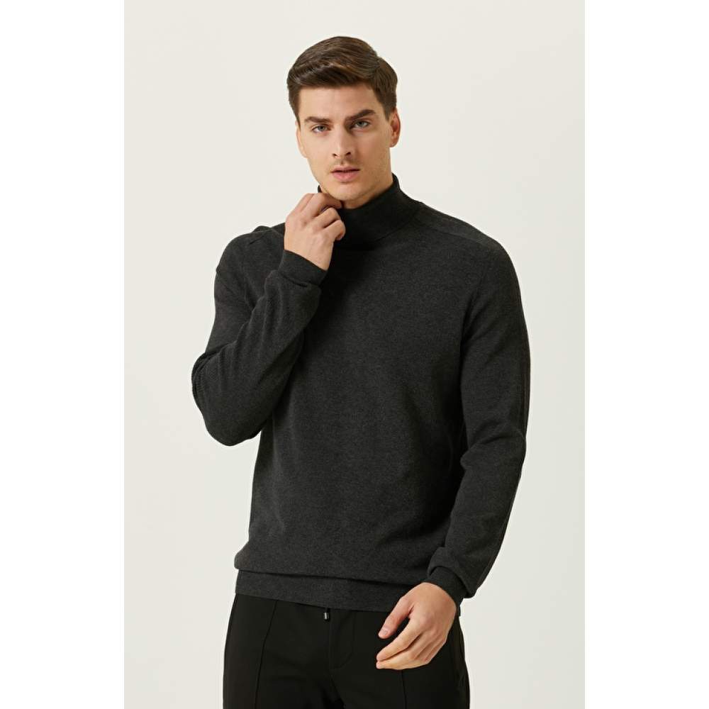 Anthracite Sweater