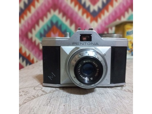 Stari fotoaparat Pentona