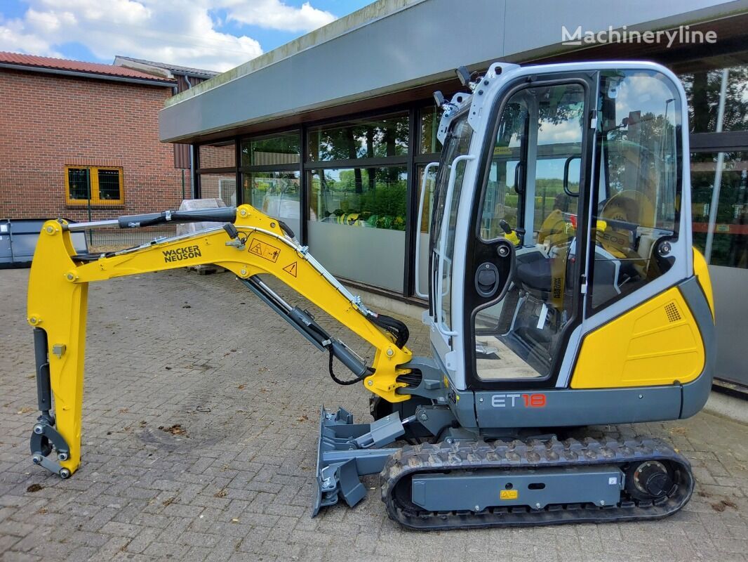 Novi Wacker ET 18 mini bager