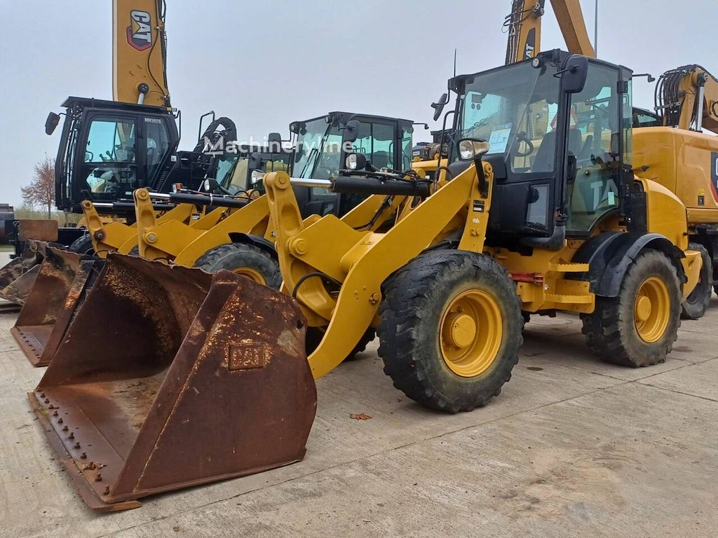 Caterpillar 908M prednji utovarivač