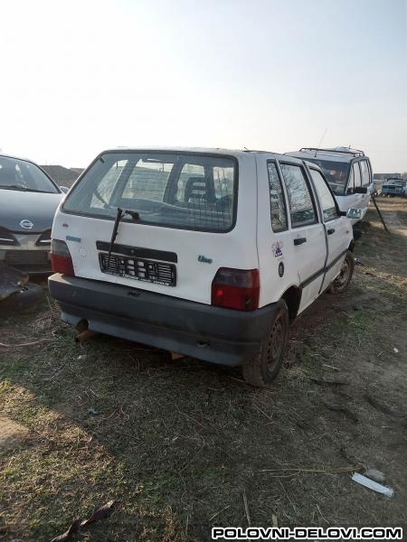 Fiat Uno Kompletan Auto U Delovima