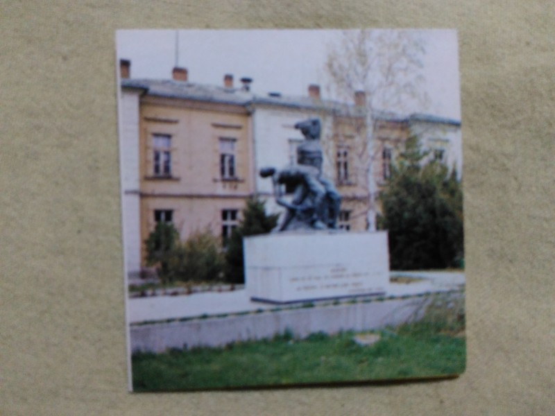 Spomenici revolucije broj 119
