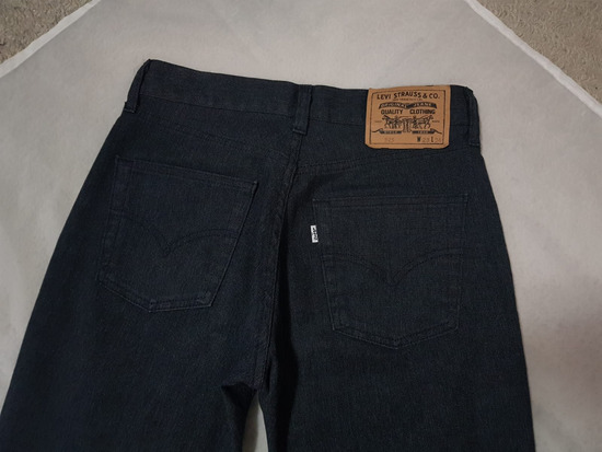 Levis original 525 farmerke pantalone sive