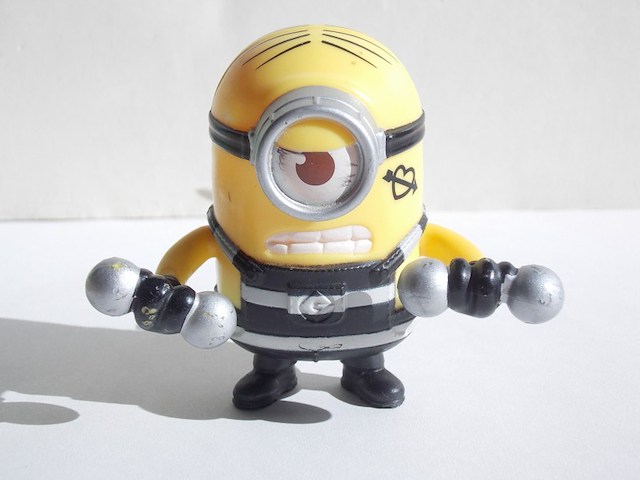 Minions figura sa tegovima