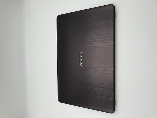 Kuciste ekrana za Asus F541N