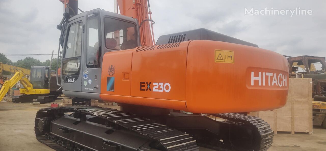 Hitachi EX230-5 bager guseničar