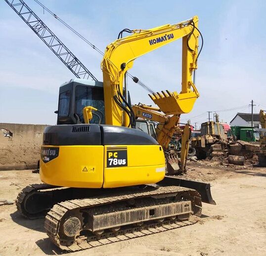 Komatsu PC78US bager guseničar