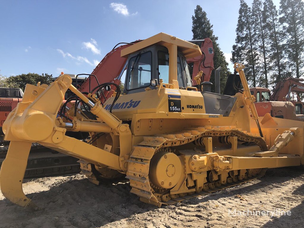 Komatsu D155A buldožer