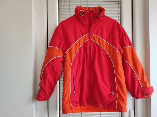 Crvena jakna vel 140
