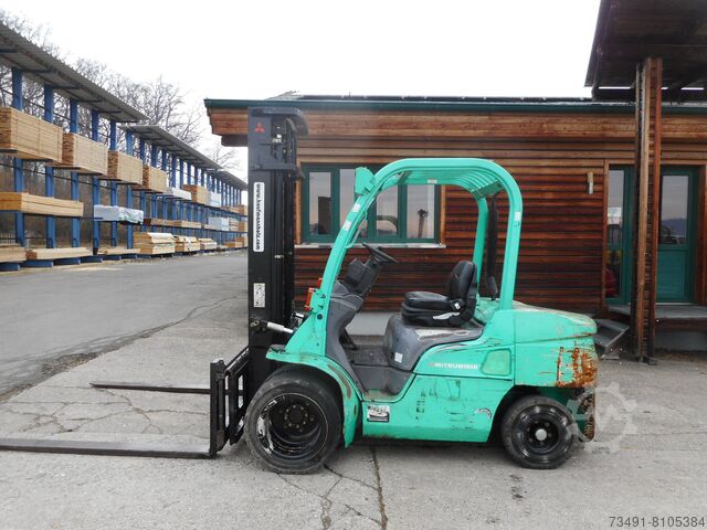 Front Forklift Forklift Diesel Forklift
Mitsubishi FD35N mit Zwillingsreifen