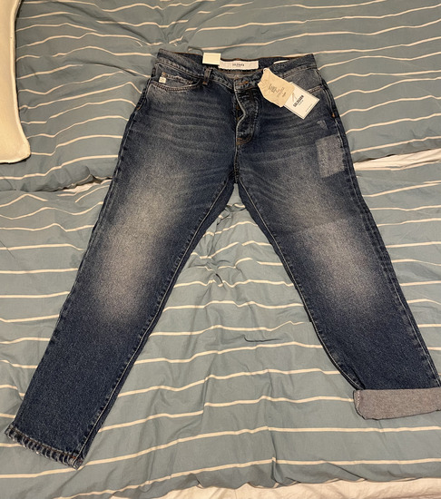 Nove farmerke boyfriend jeans